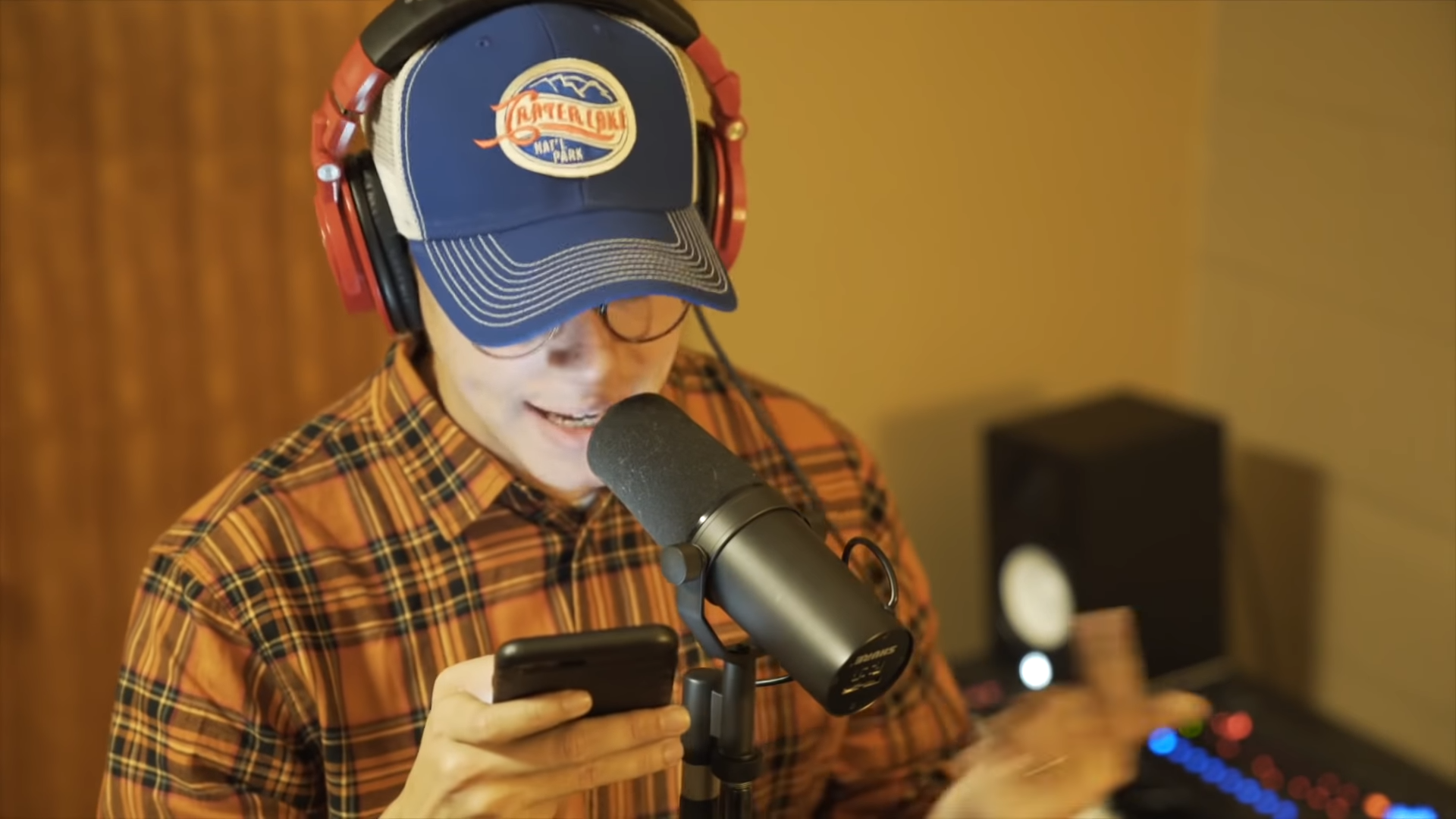 What Mic Does Logic Use In 2022?